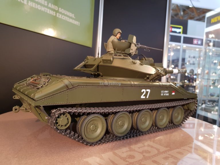 Tamiya 56042 U.S. Airborne Tank M551 Sheridan Full-Option Kit ...