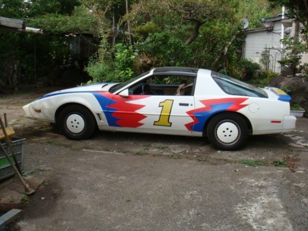 Full scale real Pontiac Firebird "Knight Rider" with the design scheme ...
