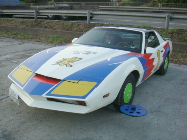 Full scale real Pontiac Firebird "Knight Rider" with the design scheme ...