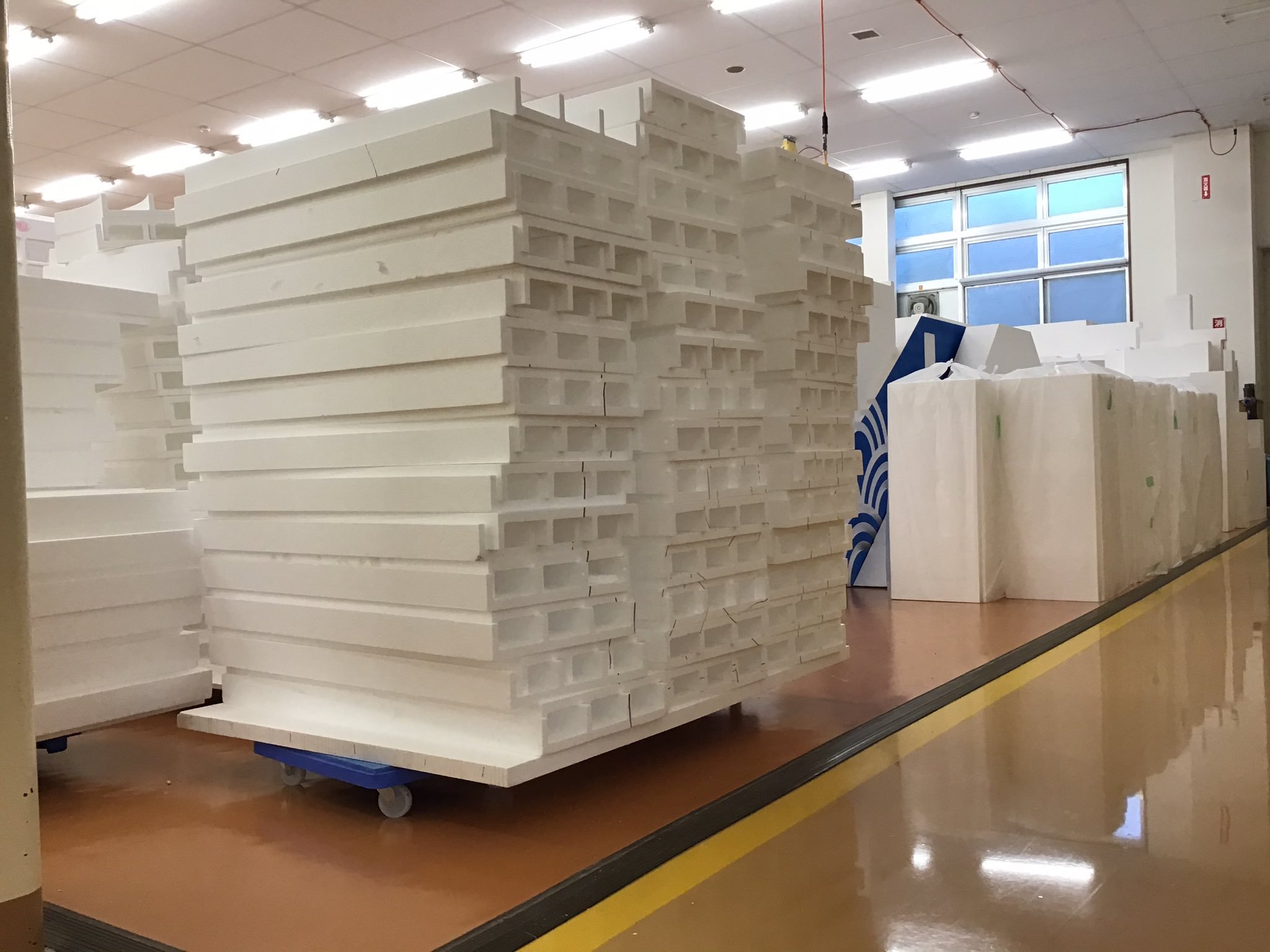 New Guinness world record of longest Tamiya Mini 4WD track - TamiyaBlog