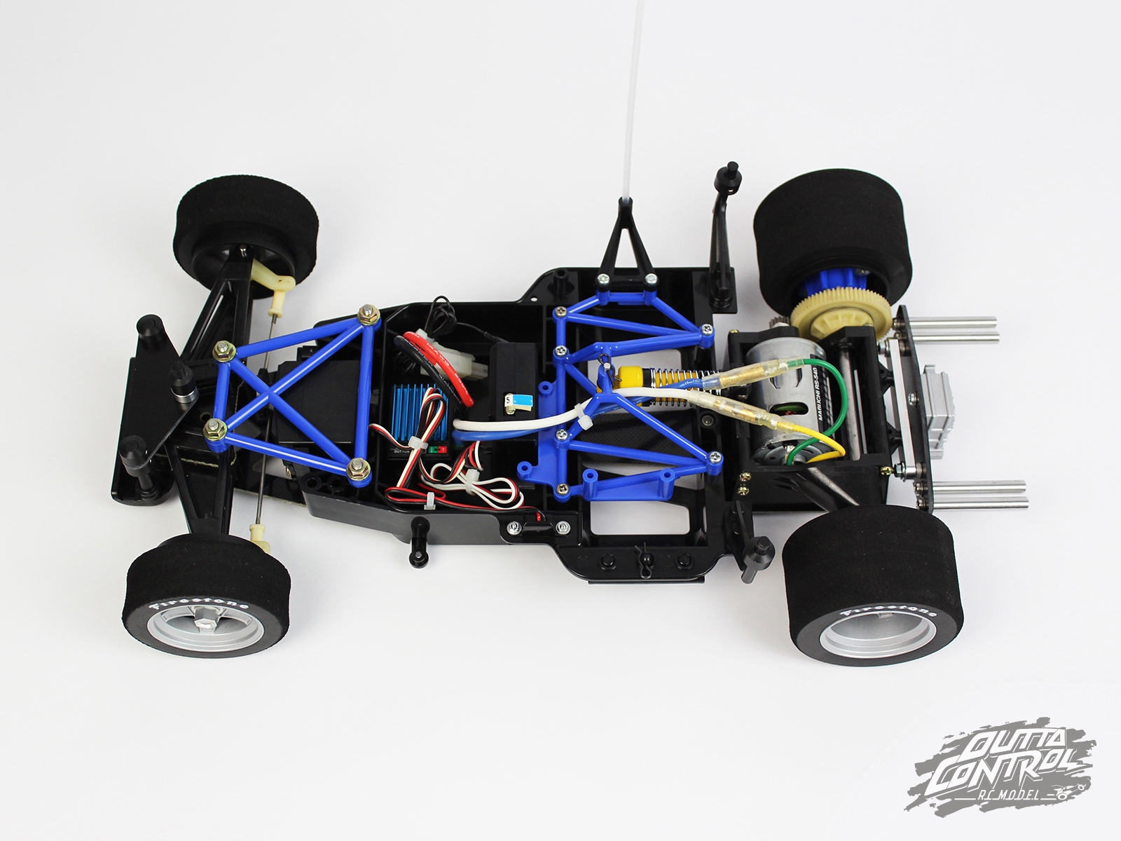 Unique Ferrari 512S Berlinetta Speciale on Tamiya RC chassis - TamiyaBlog