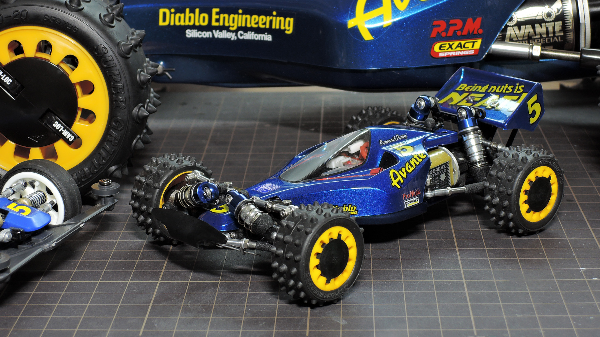 Extremely impressive RC Mini 4WD 1/32 scale Tamiya Avante, Egress and ...