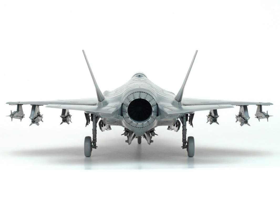 Detail photos of Tamiya 61124 Tamiya Lockheed Martin F-35A Lightning II ...